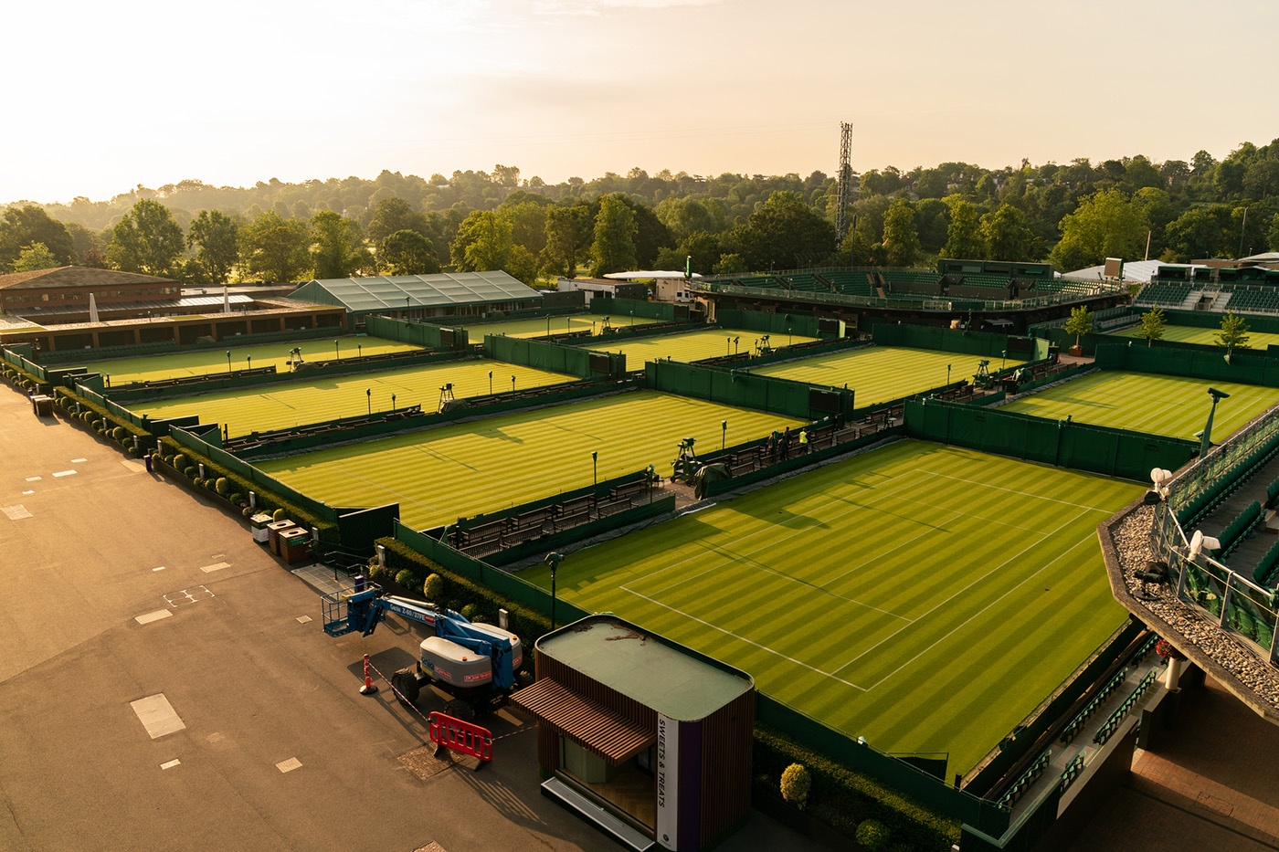Wimbledon around the Grounds - The Championships, Wimbledon - Official ...