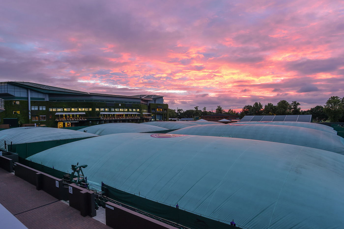 Around the Grounds - Day 4 - The Championships, Wimbledon - Official ...