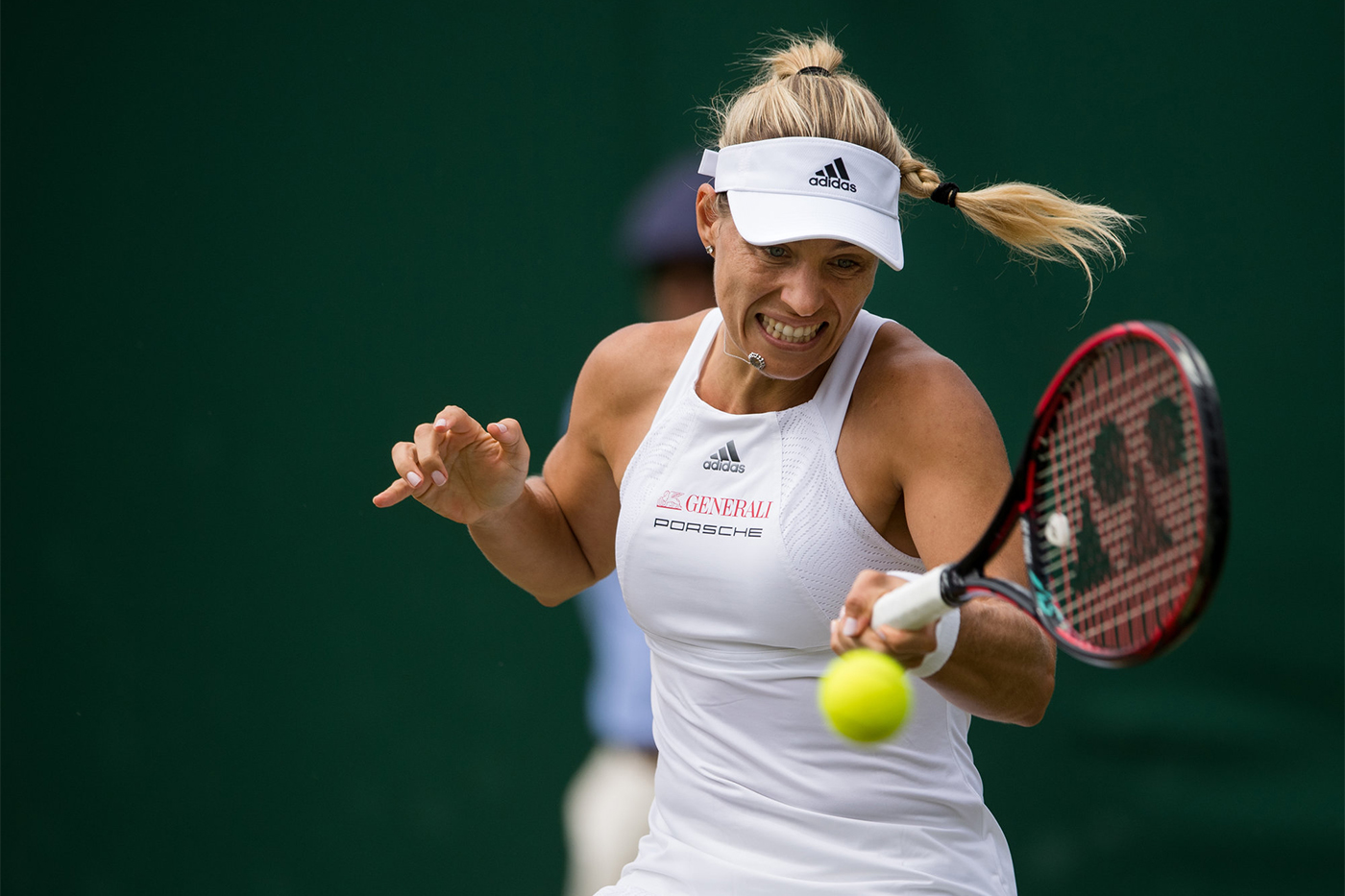 Kerber digs deep to see off big-hitting Rogers - The Championships ...