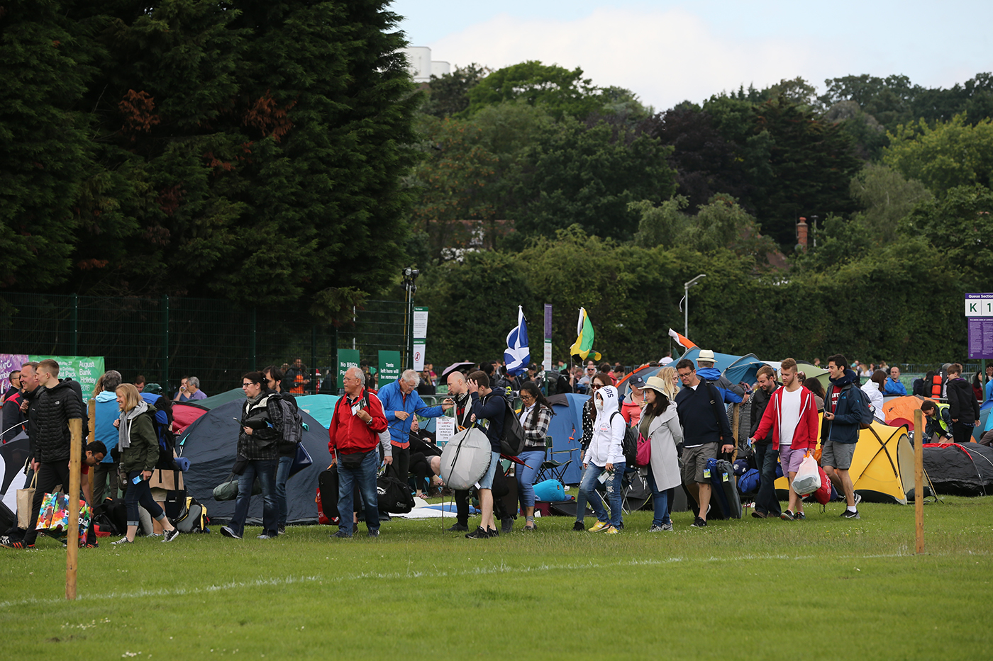 Avenue Queue - The Championships, Wimbledon - Official Site by IBM