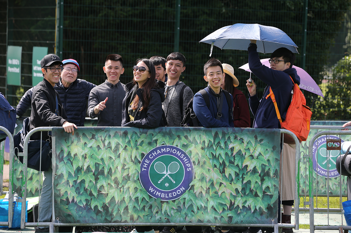 Avenue Queue - The Championships, Wimbledon - Official Site by IBM