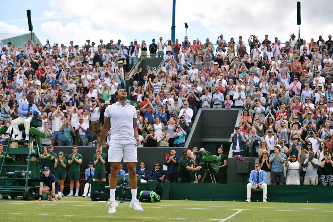 Wimbledon takes flight: Catching air in week one - The Championships ...
