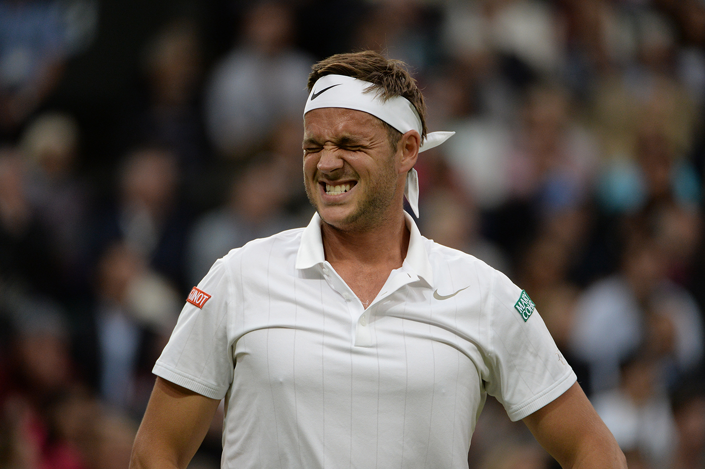 Centre Court: Federer vs. Marcus Willis - The Championships, Wimbledon ...