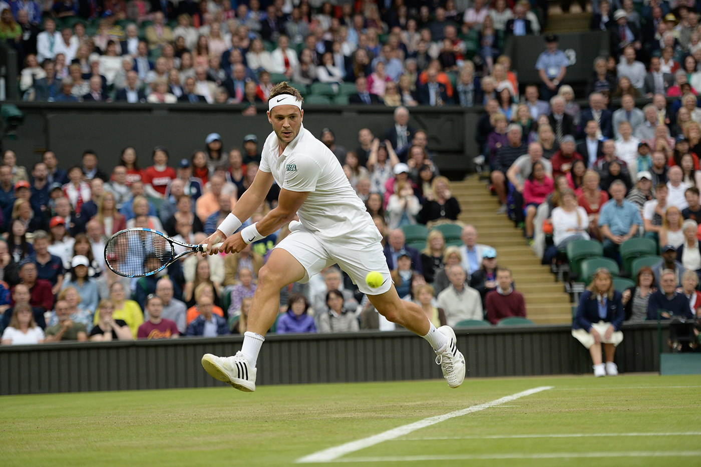Centre Court: Federer vs. Marcus Willis - The Championships, Wimbledon ...